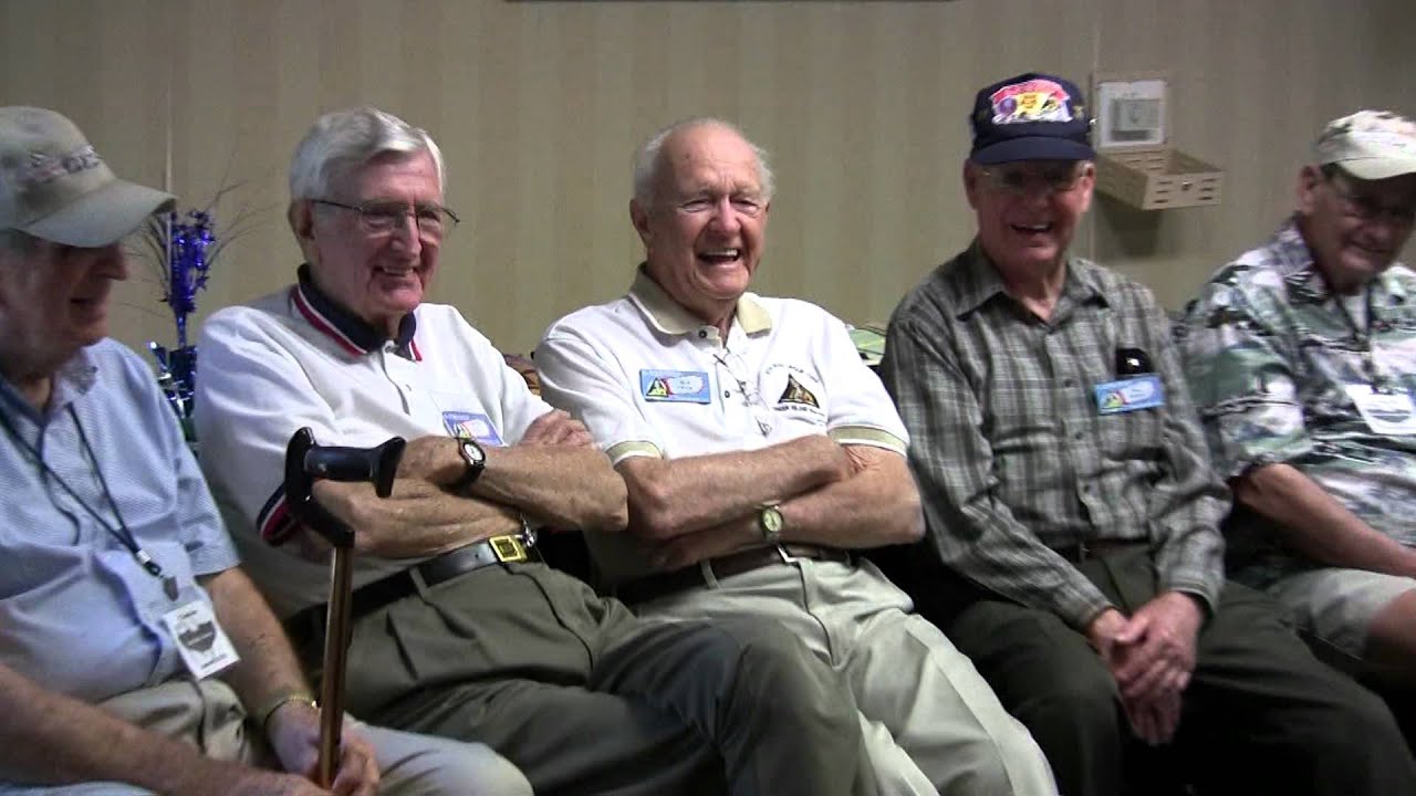 Sixth Bomb Group members share WW II memories - YouTube