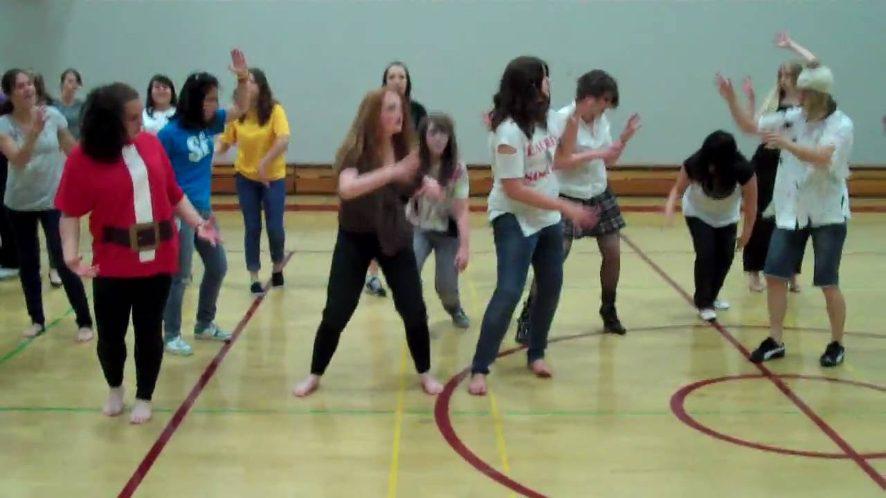 Redmond High School Thriller Dance Period 1 - YouTube