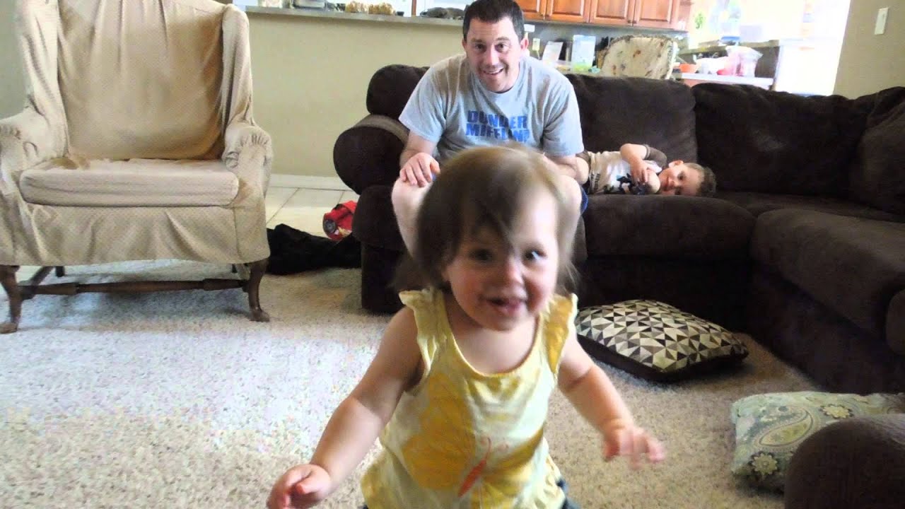 Toddling- Baby's First Steps - YouTube