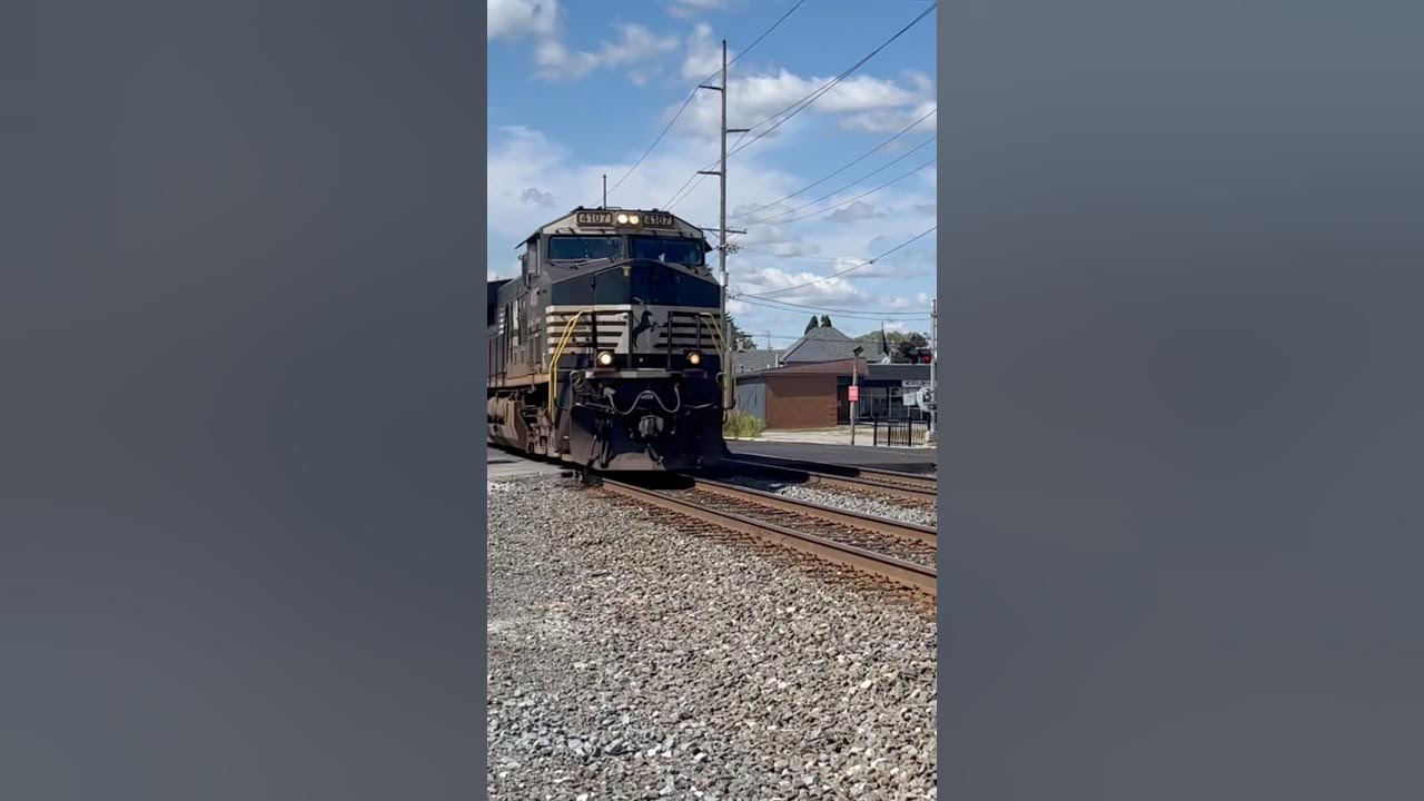 NS 276 speeding through Swanton OH - YouTube