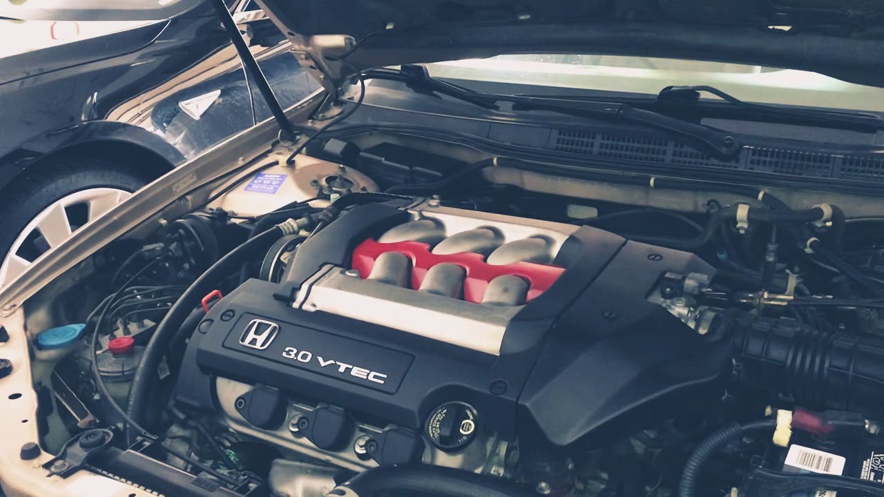 Accord v6 revving - YouTube