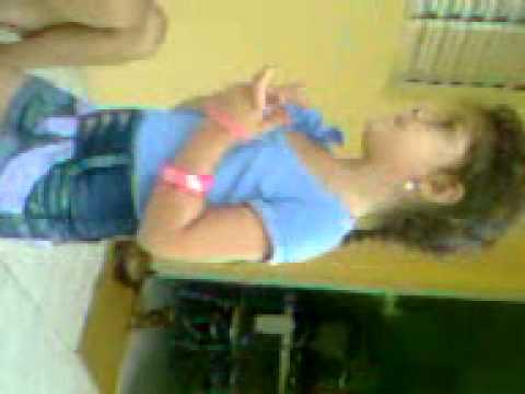 Pequena funkeira...¬¬'