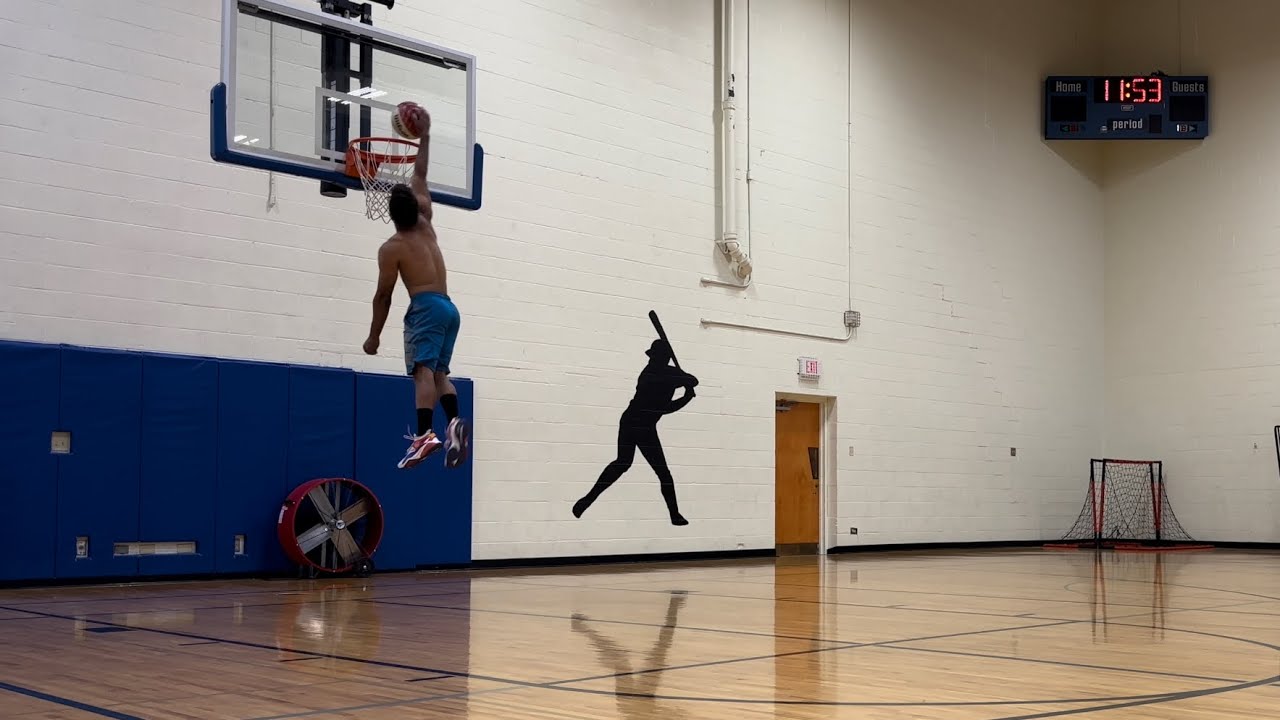 BIG dunk Sess on 9’11 !!! - YouTube
