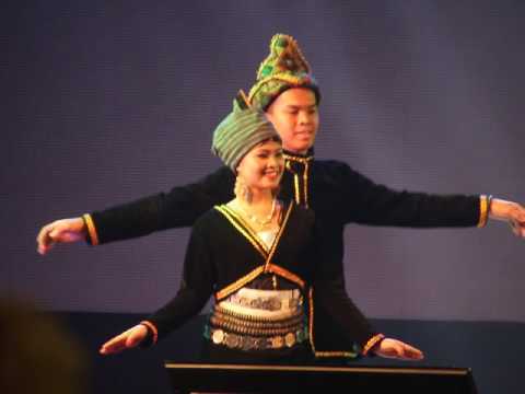 Sabah Traditional Dance Magarang/Sumayau-Dusun Liwan Tambunan - KDCA ...
