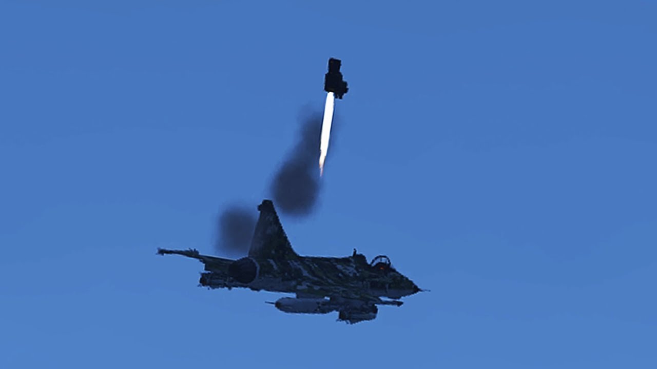 Fighter Pilot uses Ejection Seat after being hit by AA Missile | ARMA 3 ...