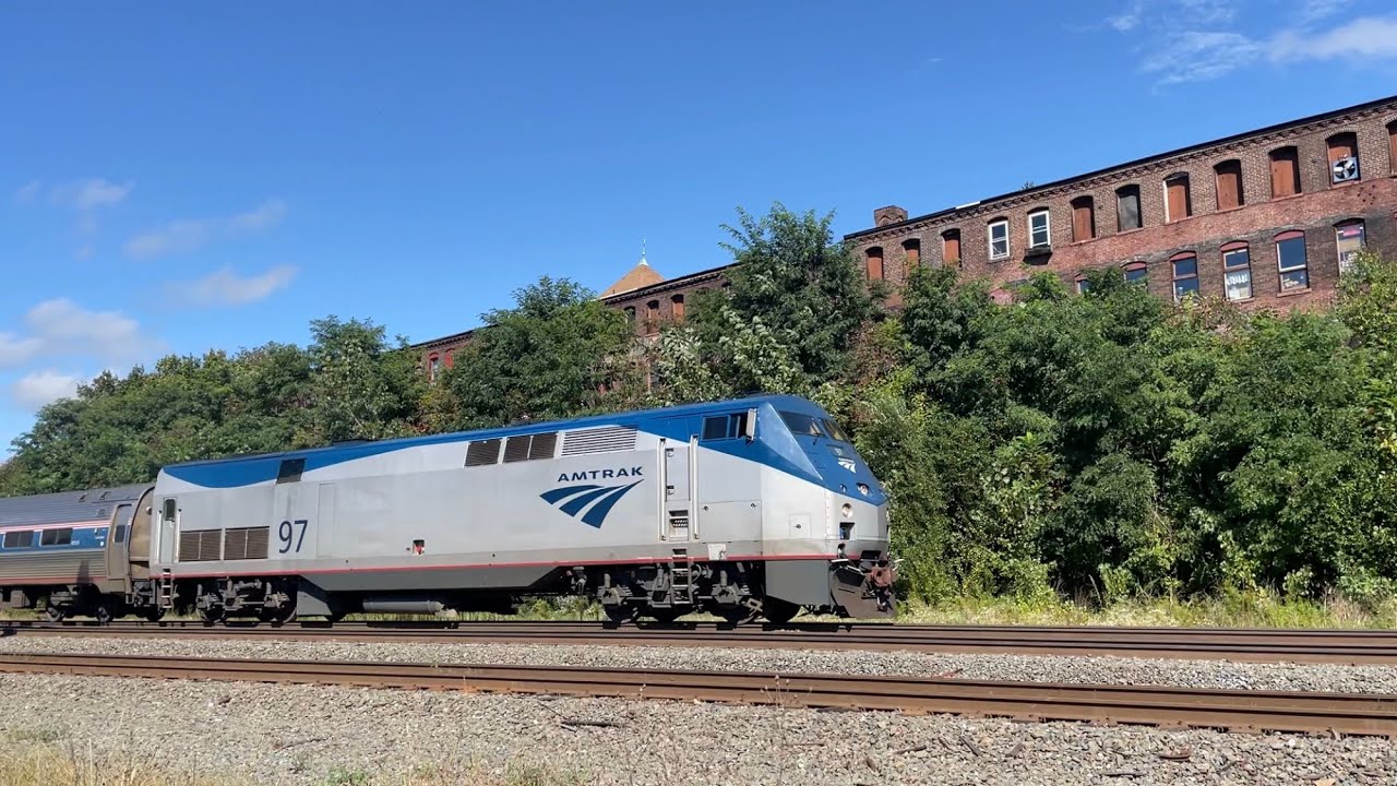 Amtrak 55 Vermonter in Greenfield, Massachusetts on a☀️ Friday ...