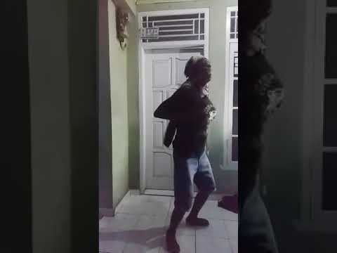 Goyang enak susunya😂✌
