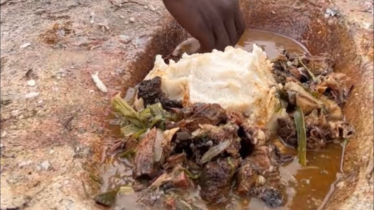 Best way other Africas Eat fufu and ground soup in the farm - YouTube