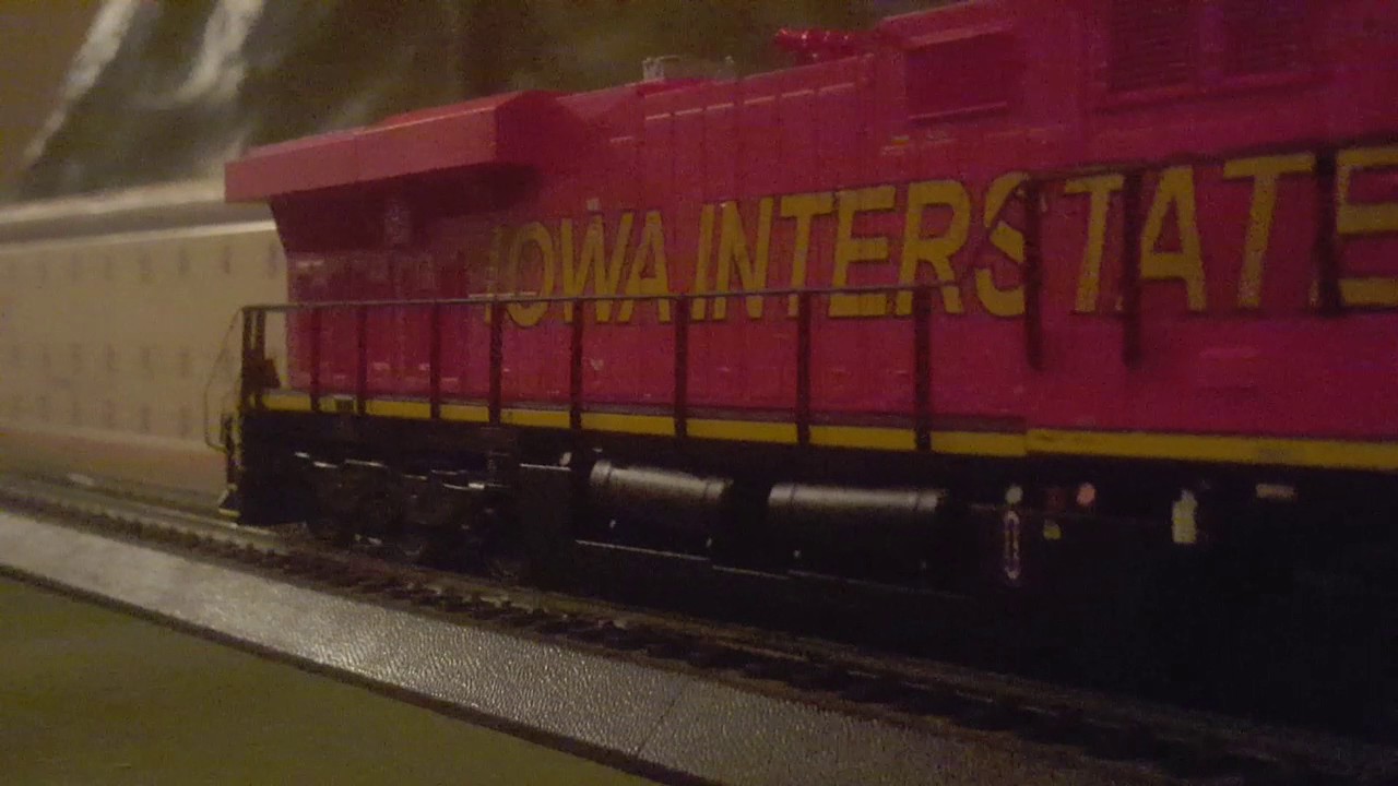 HO Scale Iowa Interstate 516 from Intermountain w/ DCC and Sound - YouTube