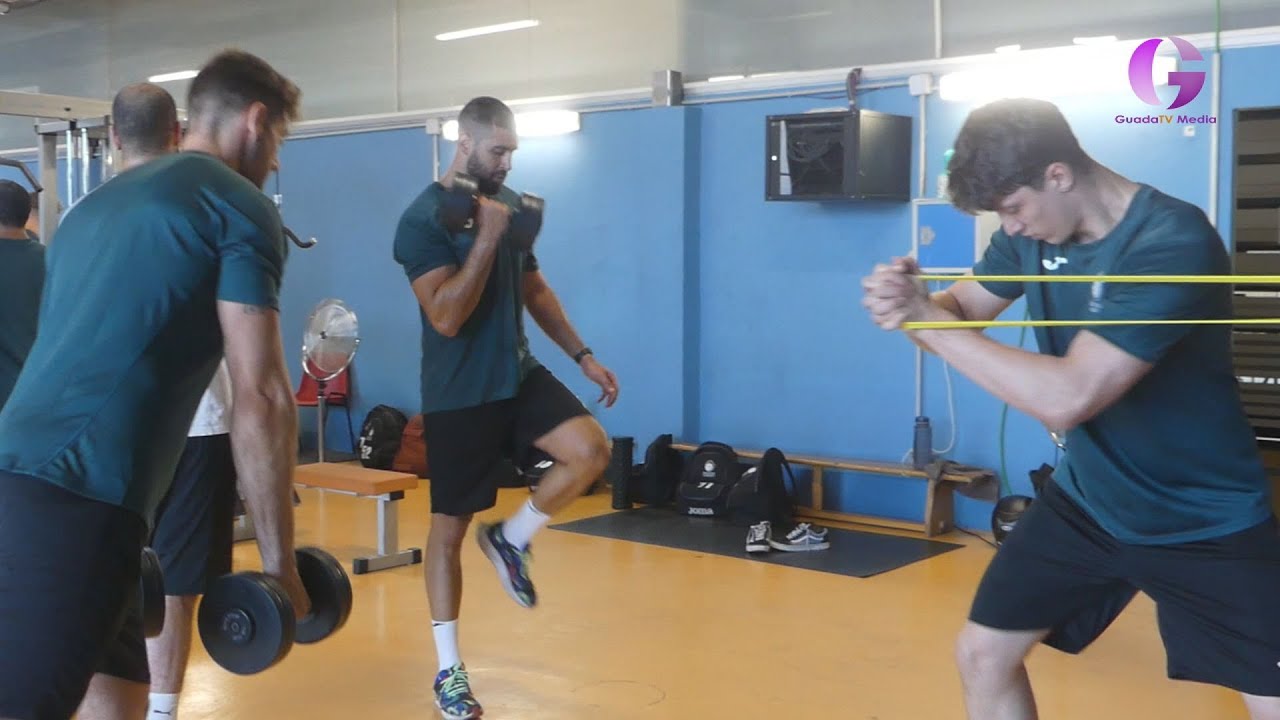 Prueba superada para el BM Guadalajara. Guada TV Media - YouTube