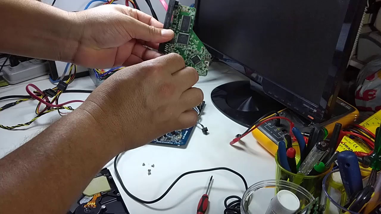 Como consertar o seu HD - Defeito 01: HD não detectado - YouTube