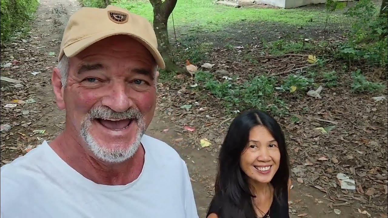 I lost Aslie, at the market. 😆 - YouTube