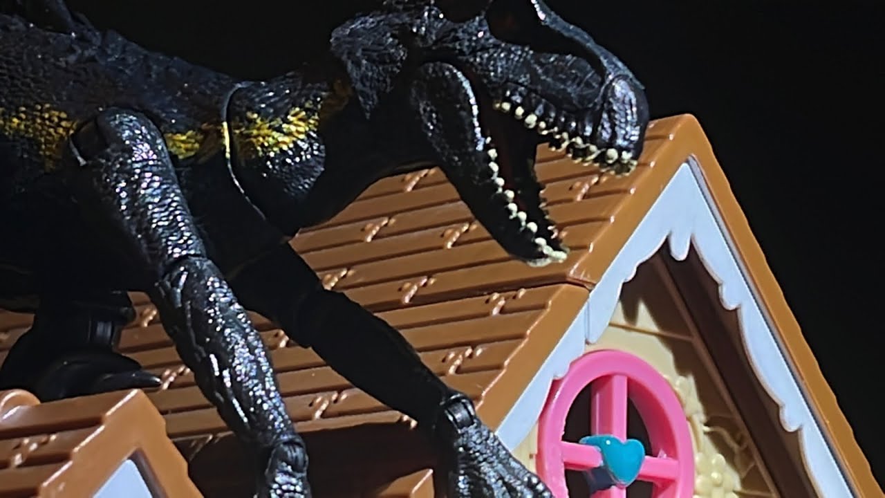 Indoraptor on the Roof Recreation!! #jurassic #jurassicworld #dominion ...