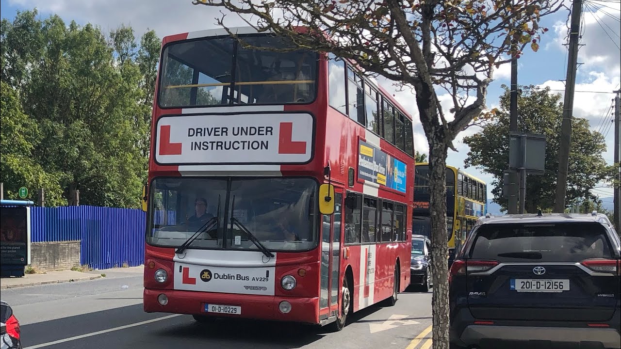 AV229 | Driver Training | Alexander Dennis ALX400 Volvo B7TL - YouTube