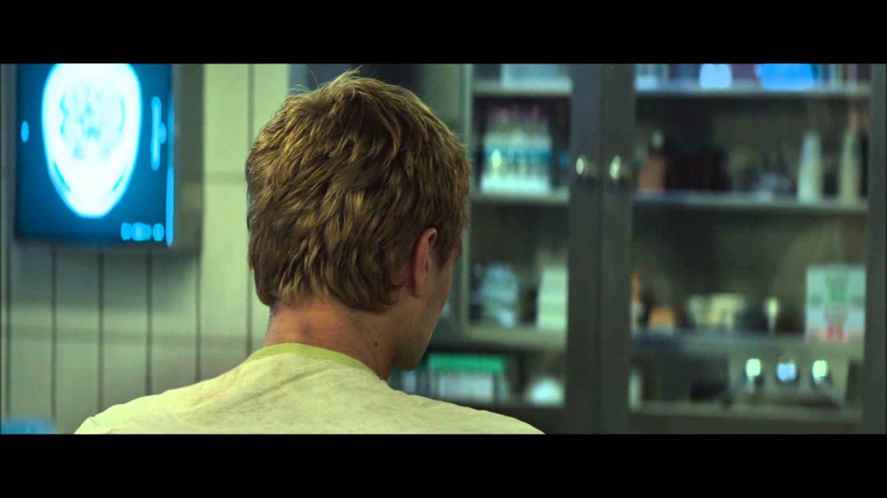 Katniss & Peeta | Bleeding Out - YouTube