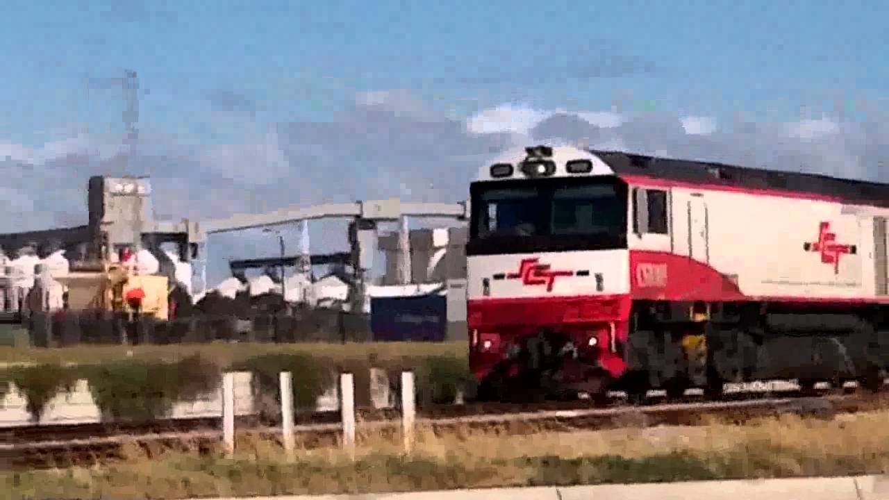 Port Adelaide Trains _(17) CSR 005 & 001. - YouTube