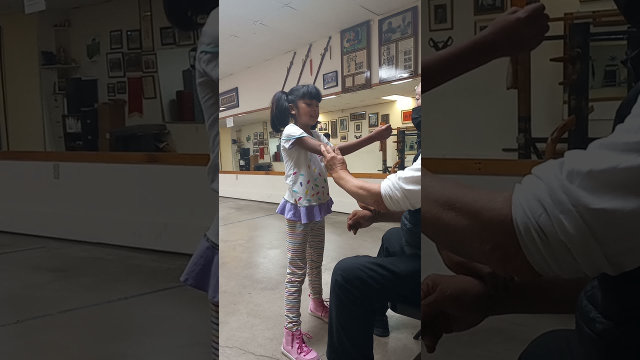 wing chun kids with master Eddie chong #wingchunkids#wingchunmaster # ...
