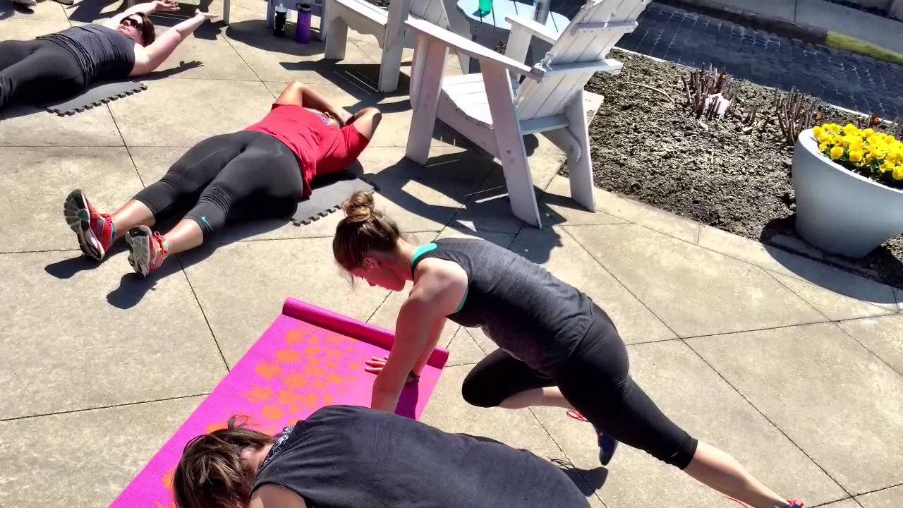 Sunday Sweats with Coach Hannah - YouTube