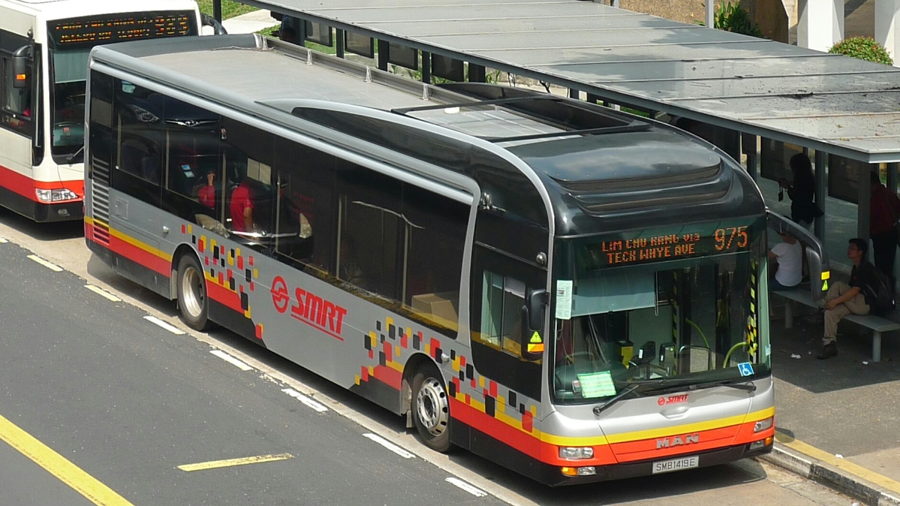 SMRT Bus Service 975, SMB1649H (Full Trip) - YouTube