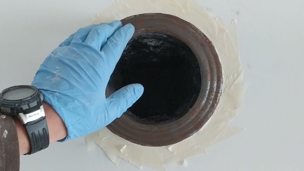 Wurth rust converter - used on lightly rusted metal plate. - YouTube