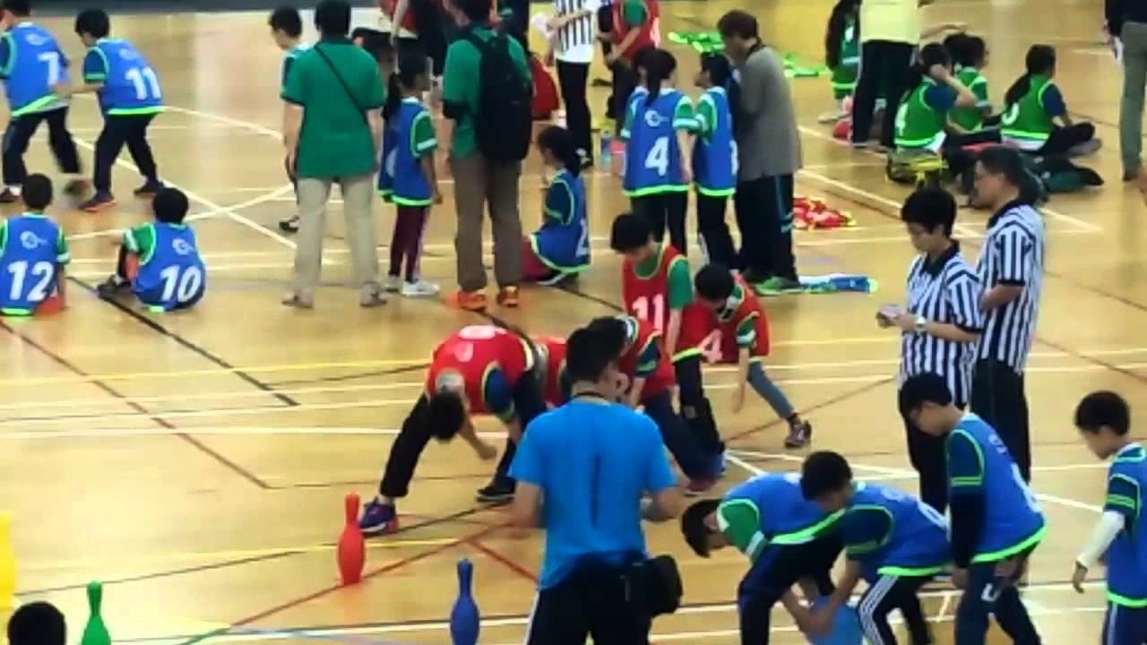 T&T Balloon Relay (Boy) - YouTube