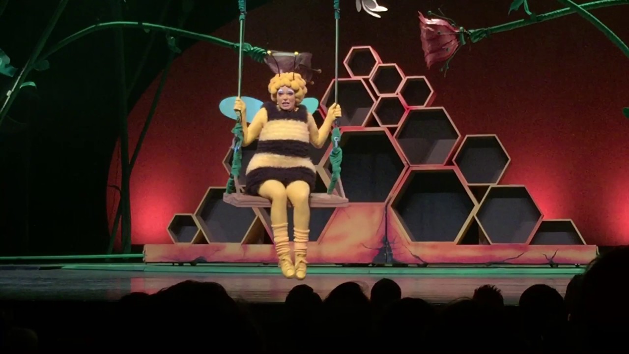 Maya de bij musical Willie is jarig 2 (liedje) - YouTube