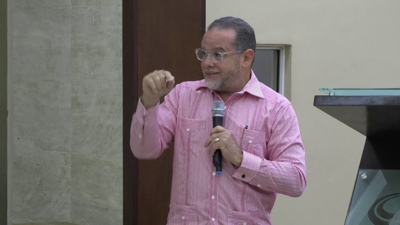 Doctor william Duke miembro del cuerpo directivo de fedomede ...