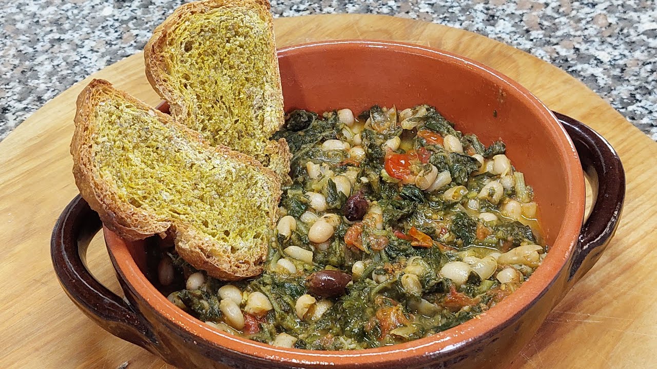 Zuppa con cicoria di campo e fagioli con olive tagiasche - YouTube
