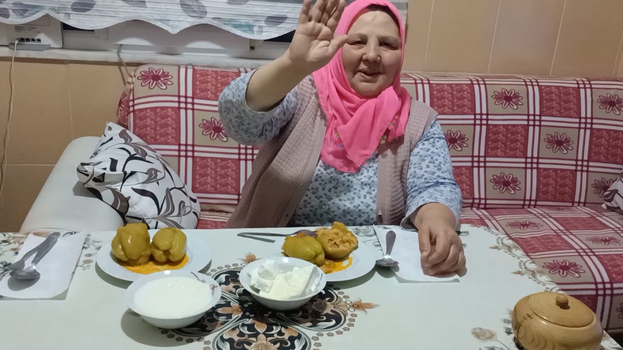 KARI KOCA HEM ÇALIŞIYORUZ HEM YİYORUZ ☺️ MISIR KEVİKLEDİK - YouTube