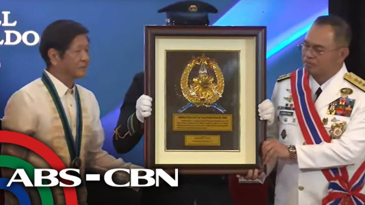 Marcos attends AFP Change in Command Ceremony | ABS-CBN News - YouTube