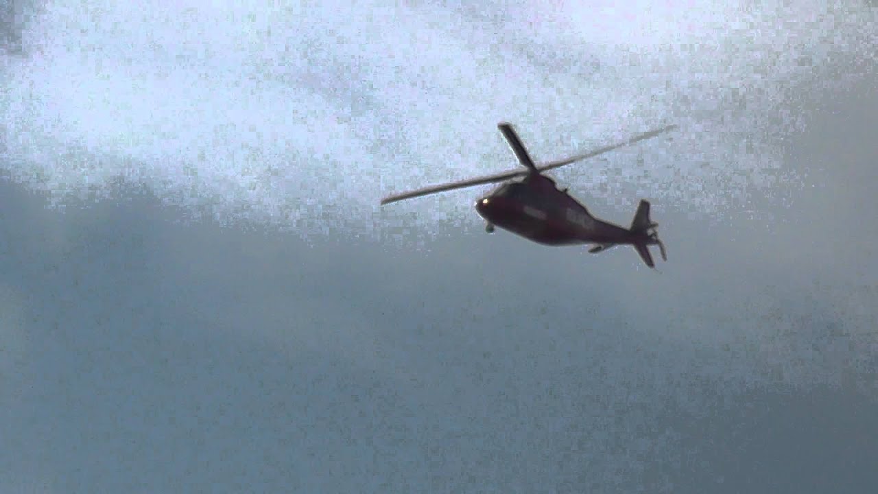 HD Loud Helicopter Flying Fast California Medical Reach Medivac 12 29 ...