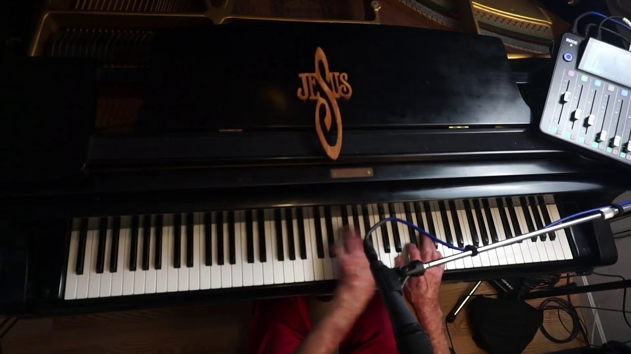 Lorne Matthews Live - YouTube