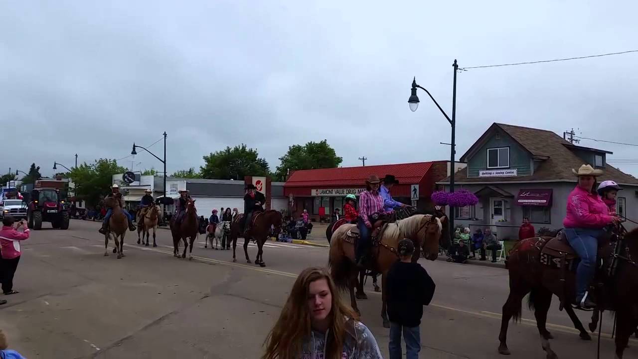 Lamont AB Parade 5 2014 - YouTube