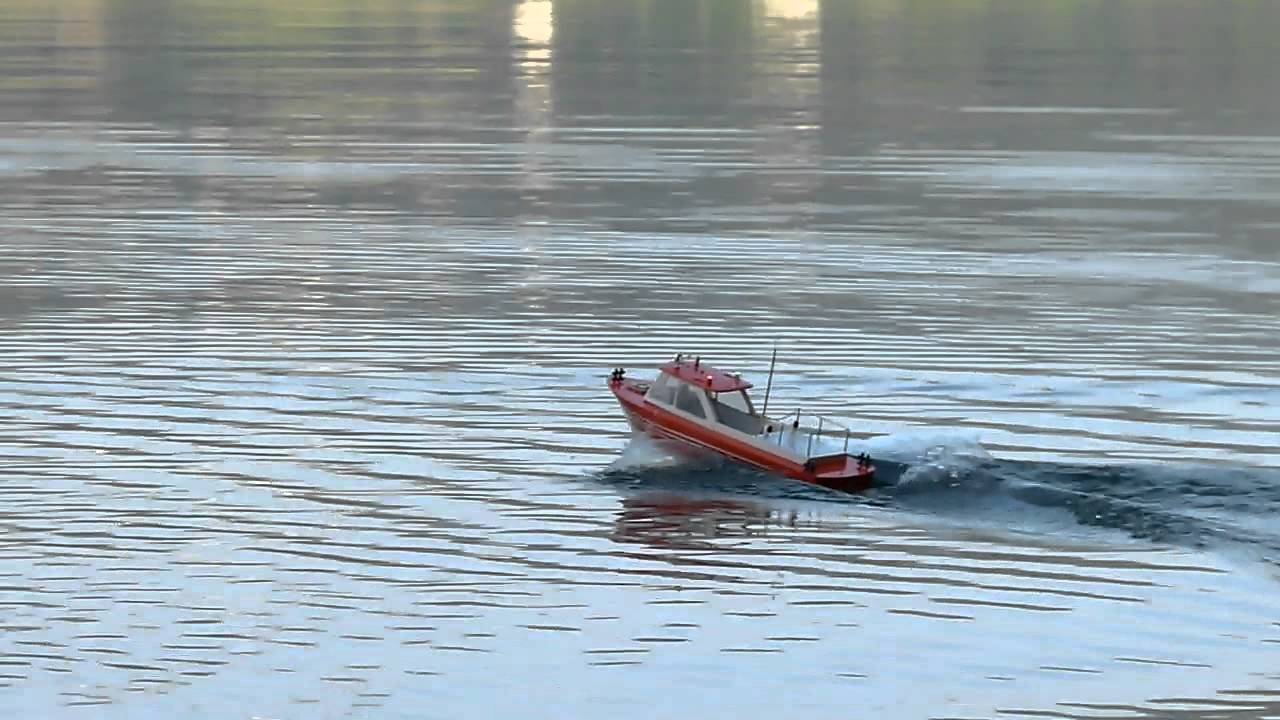 Rc Hafenboot Dolly - YouTube