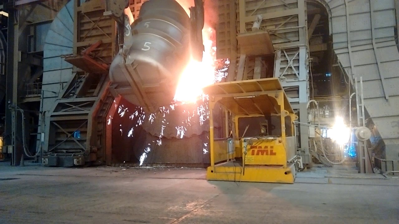 Steel melting in converter - YouTube