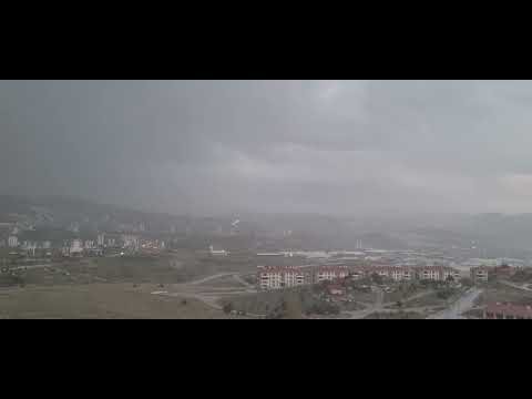 Gökgürültülü yağmur sesi harika toprak kokusu panoramik Ankara