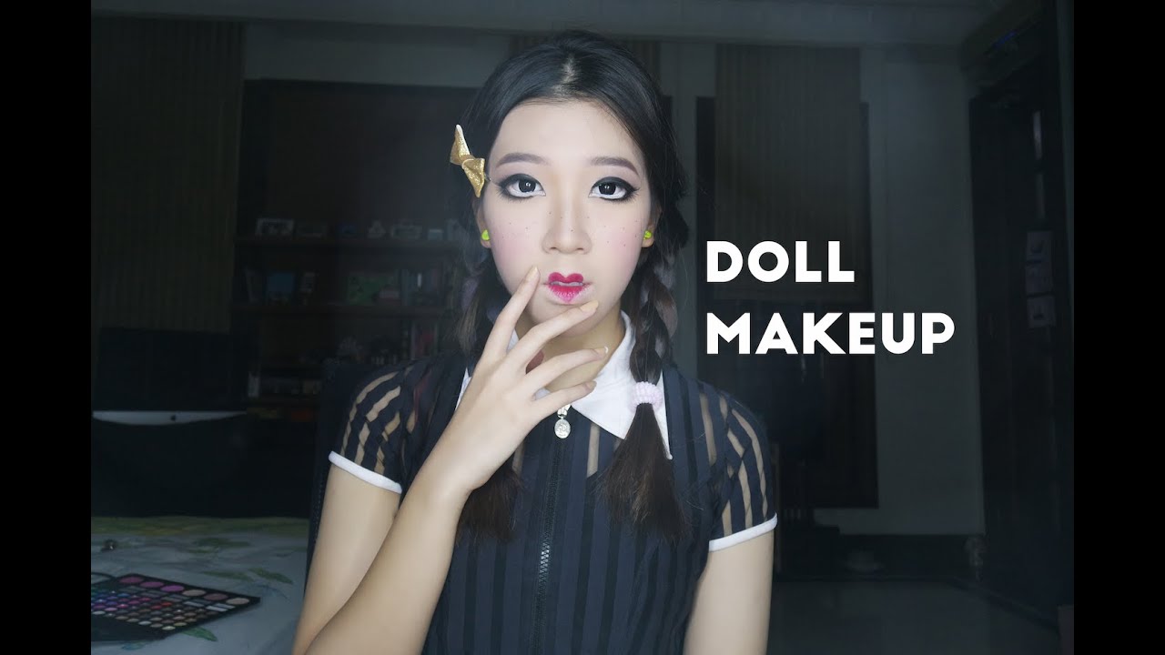 Doll Makeup Demonstration - YouTube