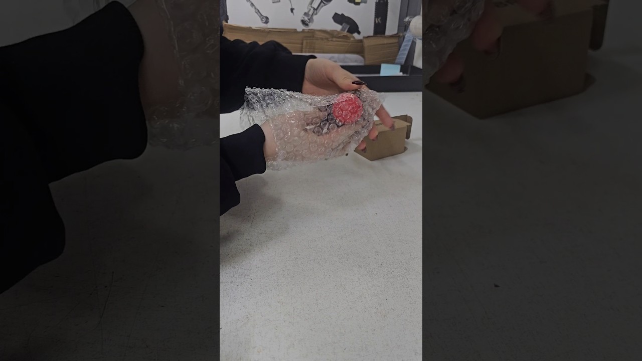 A valve with a spring #pack #asmr #asmrpackaging #packing #autodetail ...