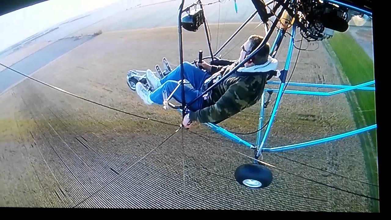 Rob flying his quicksilver MX2 sprint - YouTube