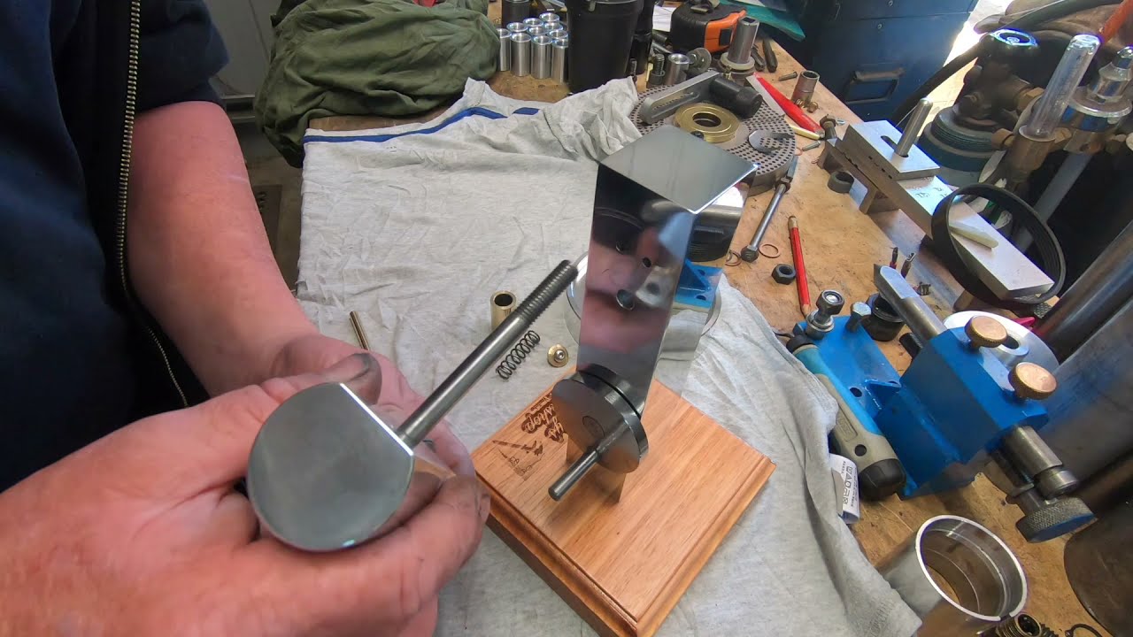 Wobbler Engine Build - Final - YouTube