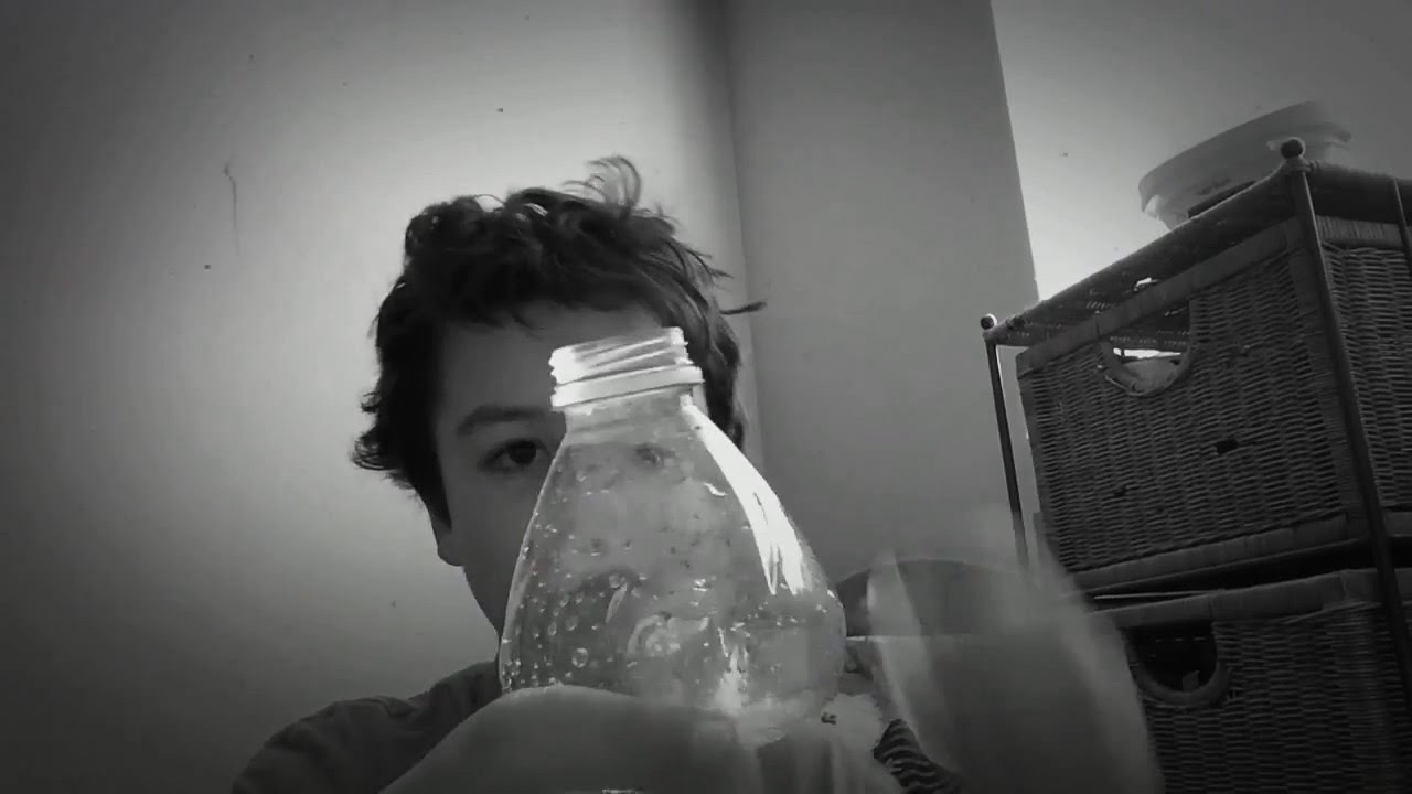 How to make smoke with a water bottel - YouTube
