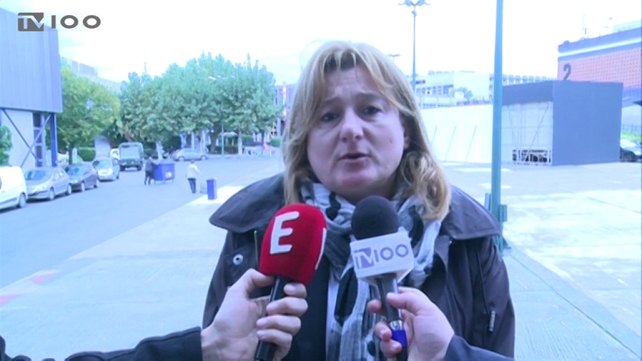ΔΙΑΝΟΜΗ ΤΡΟΦΙΜΩΝ ΤΕΒΑ ΑΠΟ ΤΟ ΔΗΜΟ ΘΕΣΣΑΛΟΝΙΚΗΣ(TV100-091116) - YouTube