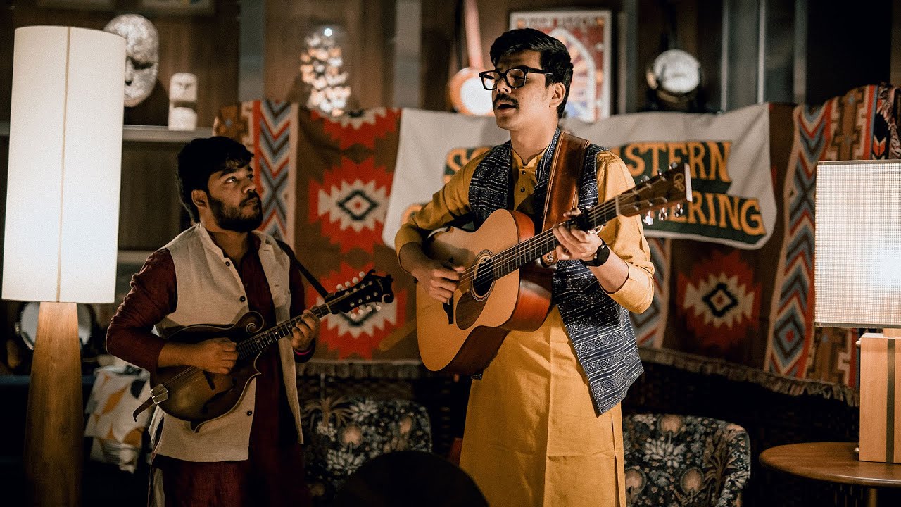 Grassy Strings - Blue Ridge Cabin Home - YouTube