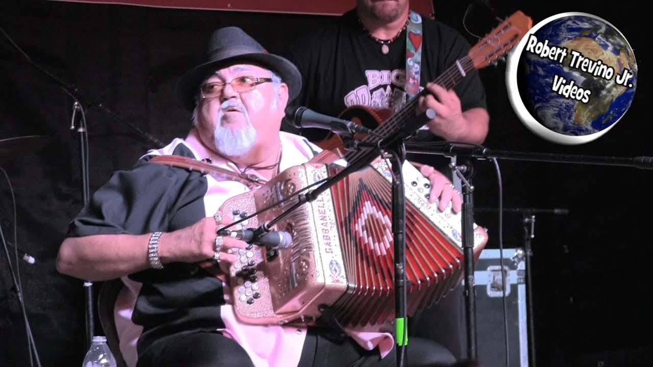Nick Villarreal at Tejano Conjunto Festival 2015 - YouTube