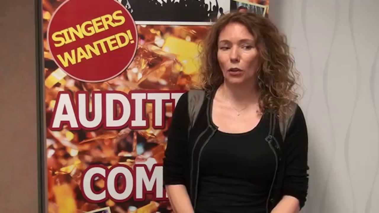 Jayne Collins speaks to OPEN MIC UK SINGING COMPETITION - YouTube