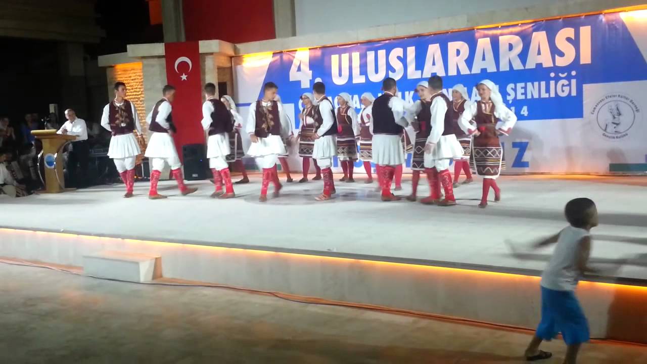 Koncert na 8-mi oktomvri vo Turcija - YouTube