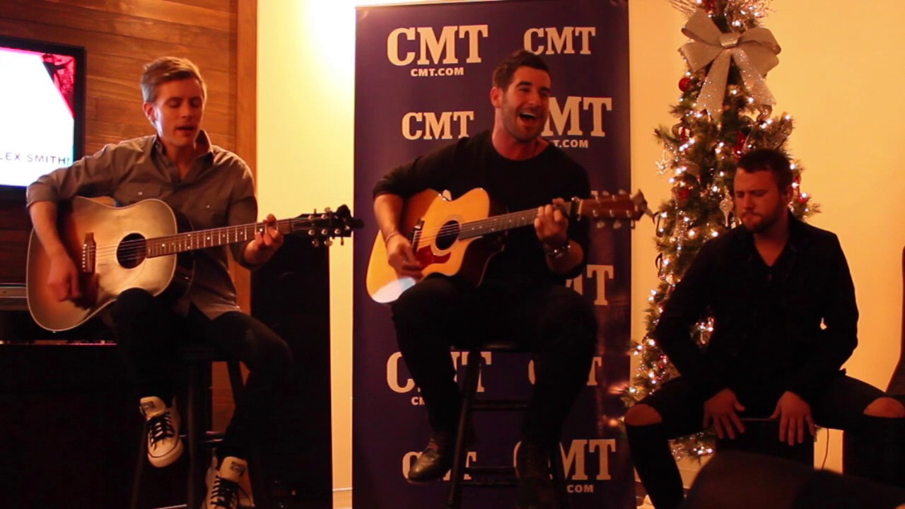 Alex Smith "She Does" CMT - YouTube