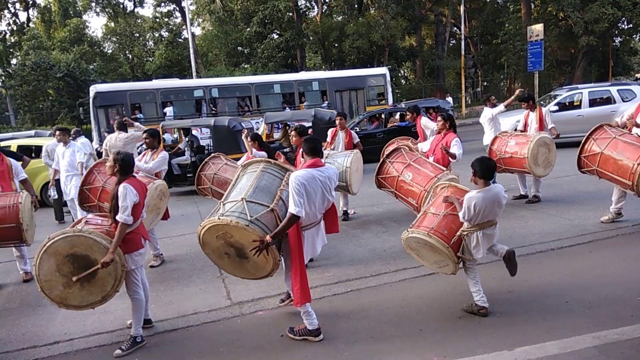 Dhol Tasha Pathak 2018 Salami | Dhol Tasha Pathak Pune | Guruji Talim ...
