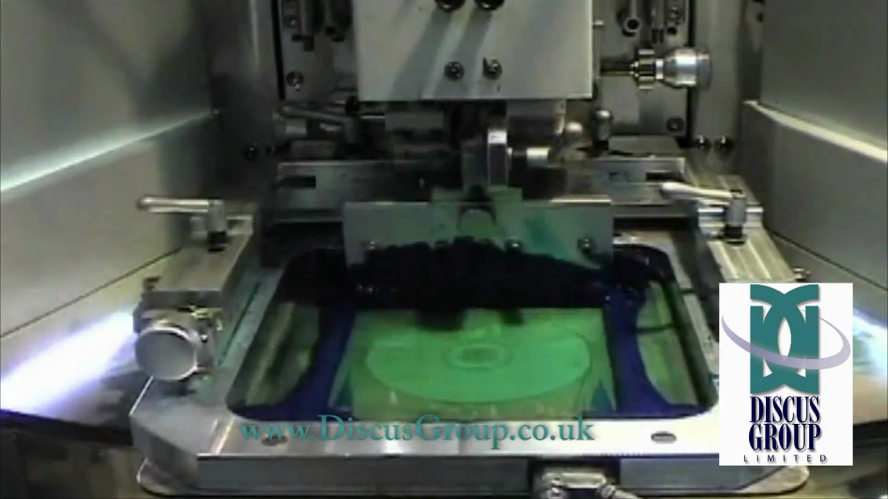 How to print a CD DVD Blu-ray disc using Silk Screen Printing - YouTube