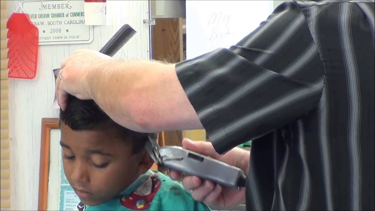 CLASSIC KIDS SHORT SIDE PART !! - YouTube